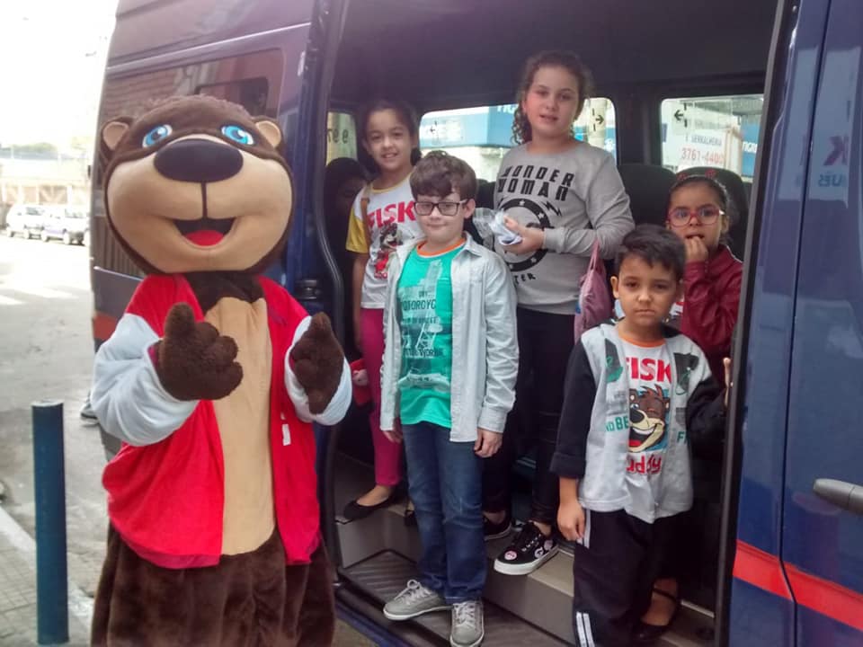 FISK CONSELHEIRO LAFAIETE/MG : Buddy na Van da FISK